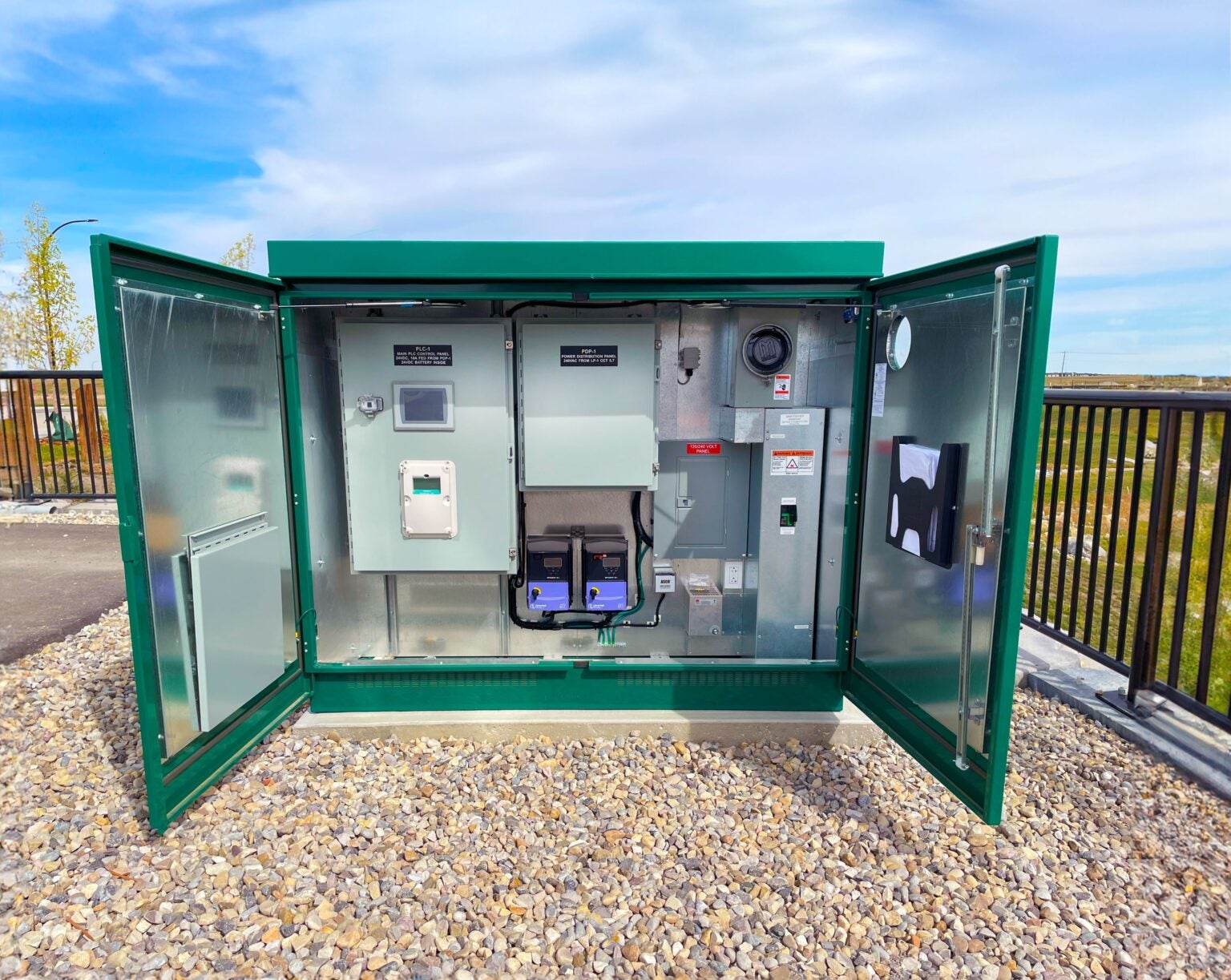 Power Kiosks & Enclosures | Valid Manufacturing Ltd.