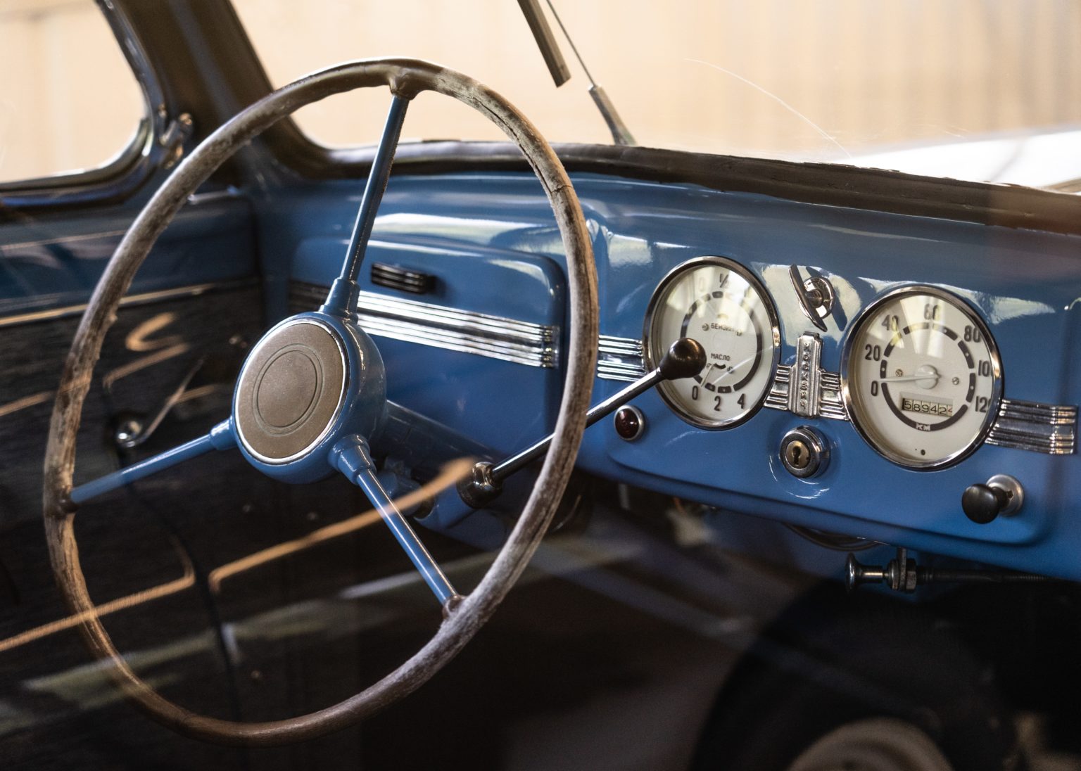 The Evolution of Vehicle Dashboards and Digital Controls - Valid ...